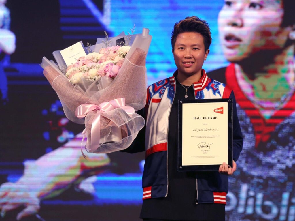 BWF Berikan Penghargaan Hall of Fame untuk Liliyana Natsir - PBSI